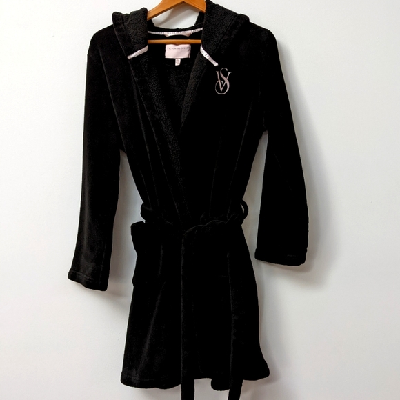 Victoria's Secret | Intimates & Sleepwear | Victorias Secret Black ...